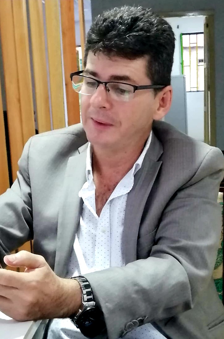 Amitis - El Opinadero